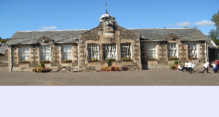 Comrie Primary School - Comrie